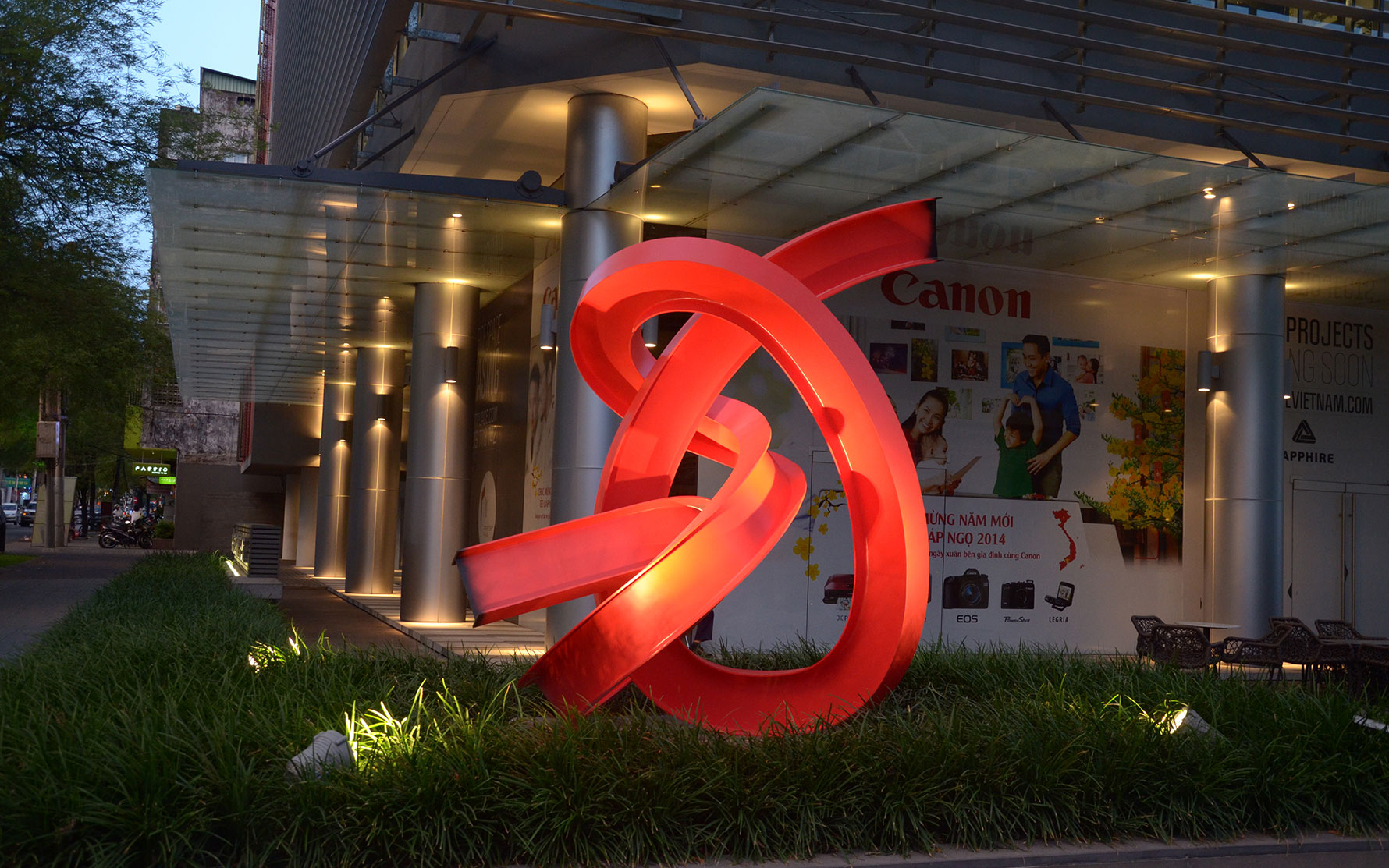 Work | Land Sculpture at President Place Office Tower | Urban Signage